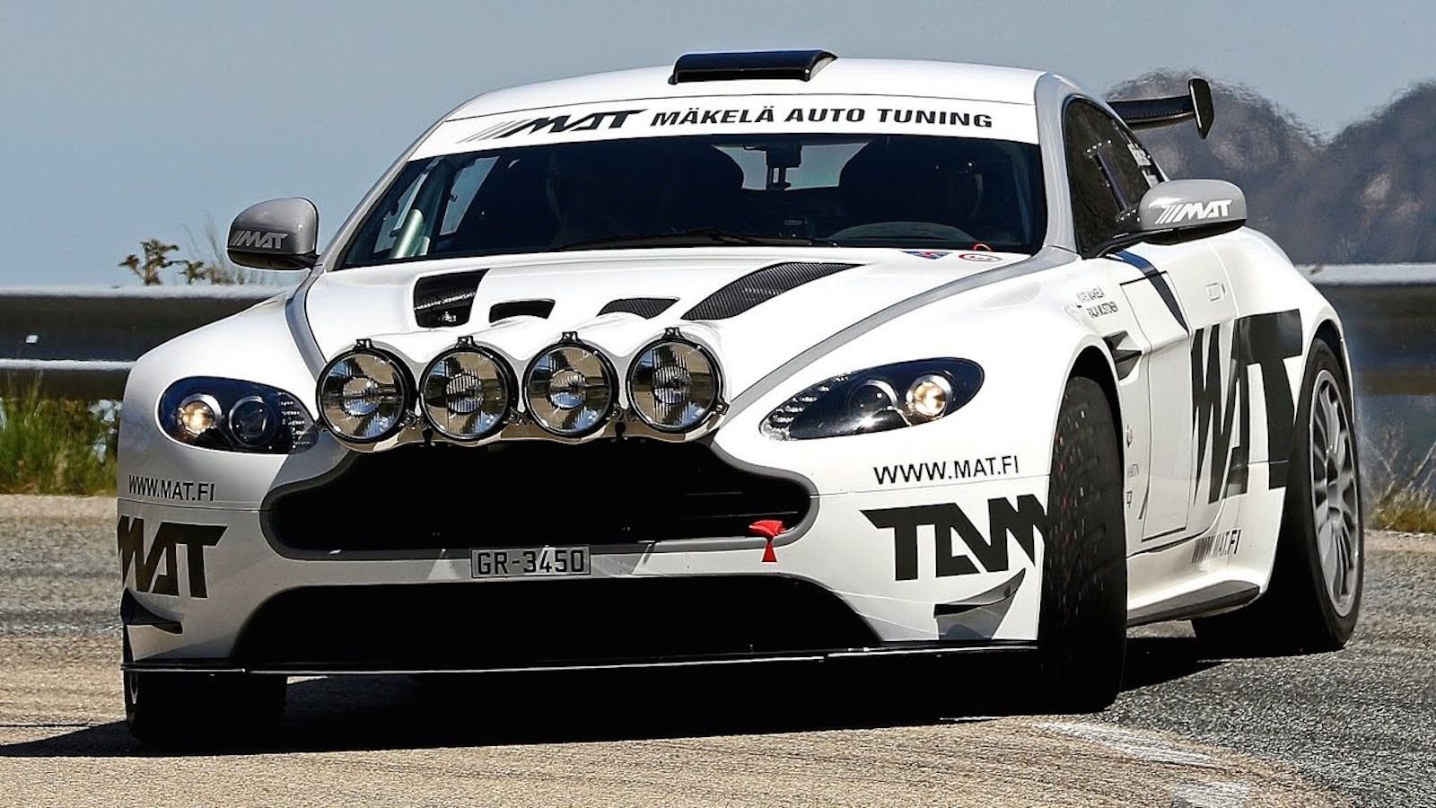 Slideshow: Prepare Yourself For This V8 Vantage FIA R-GT Rally Car ...