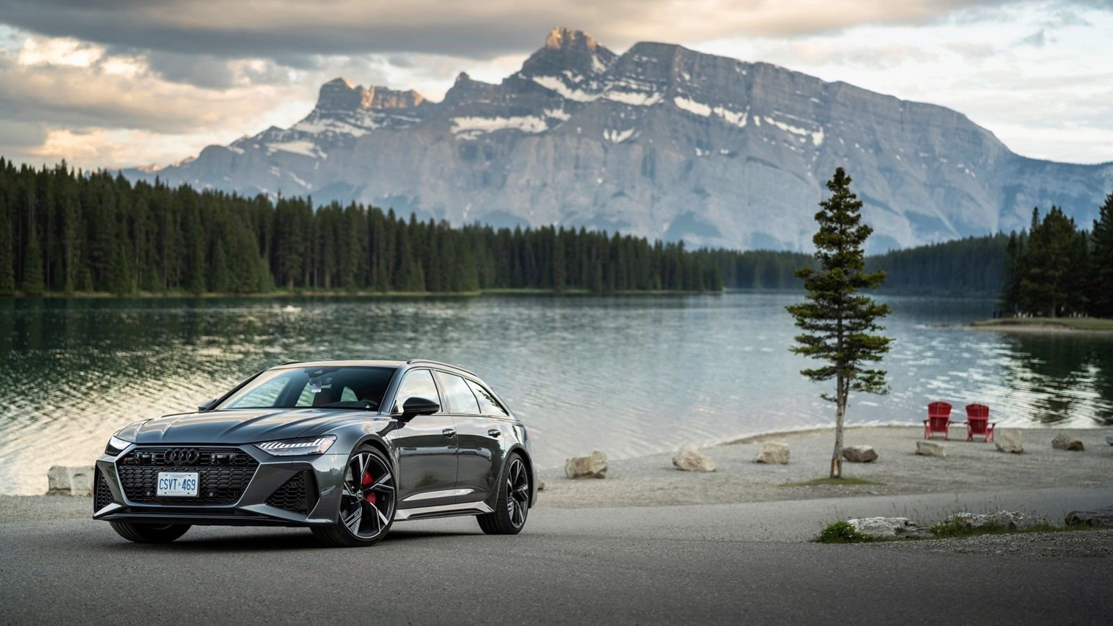 Ranking Every Audi RS Wagon from 'Worst' to First! | Audiworld