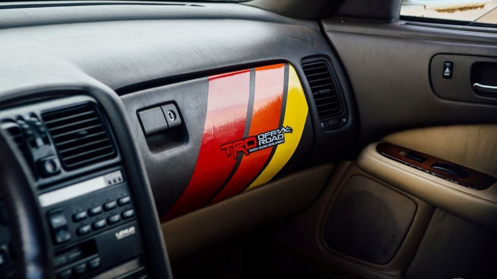 Lifted 1990 Lexus LS400 Is An Off-Road Demon | Clublexus