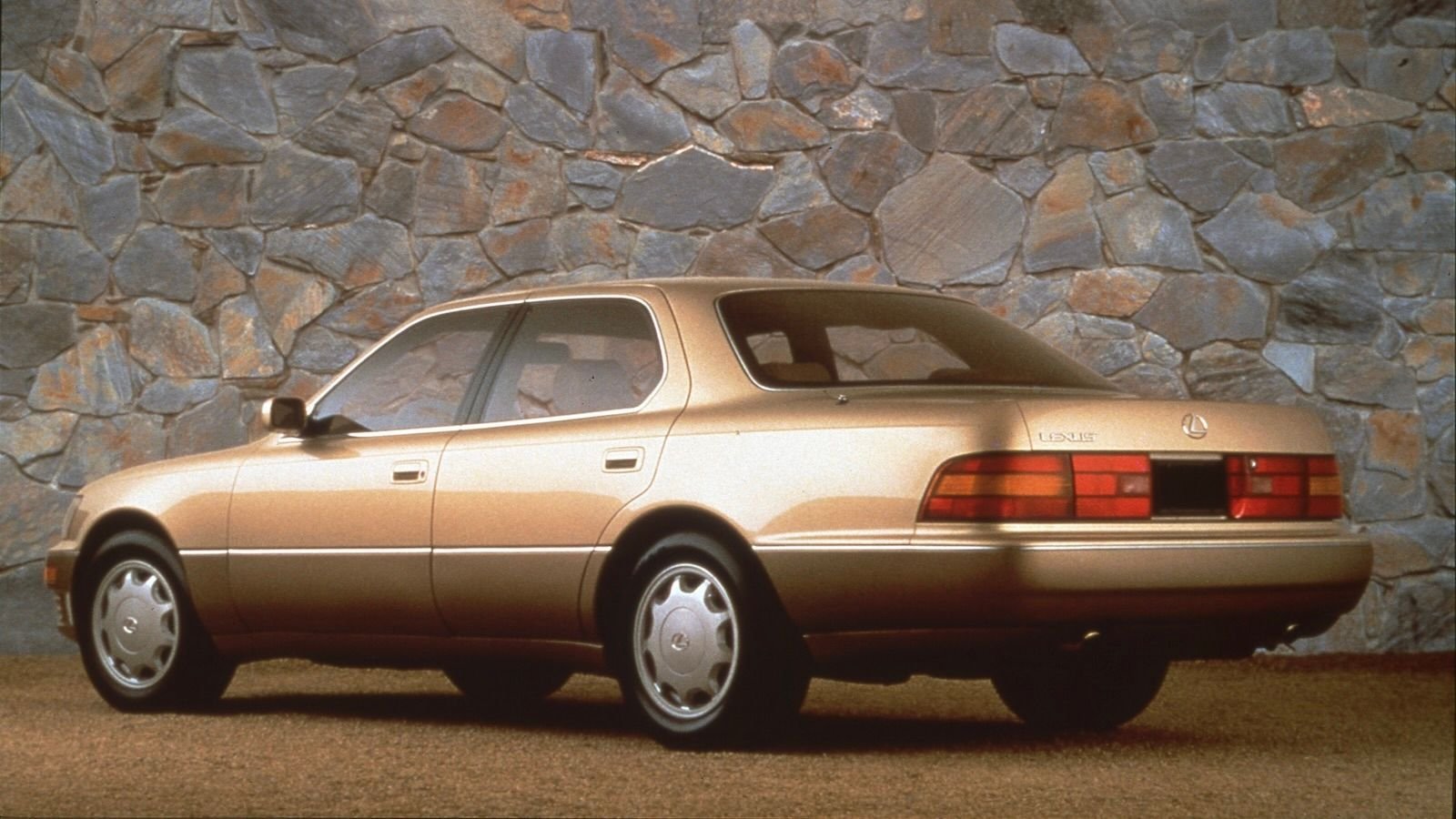 Lexus LS400 Is One of the Most Reliable Cars From the 1990s | Clublexus