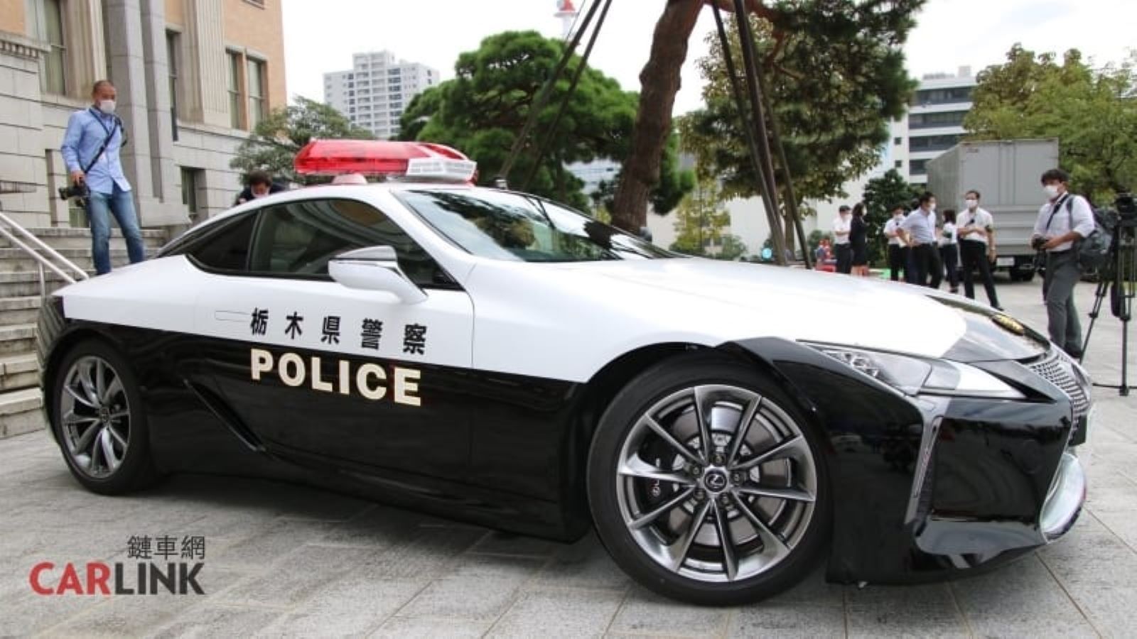 Japanese Police Force Gains LC Patrol Car | Clublexus