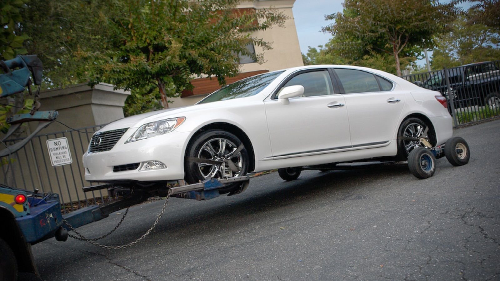 4 Things to Know about Towing Your Lexus | Clublexus