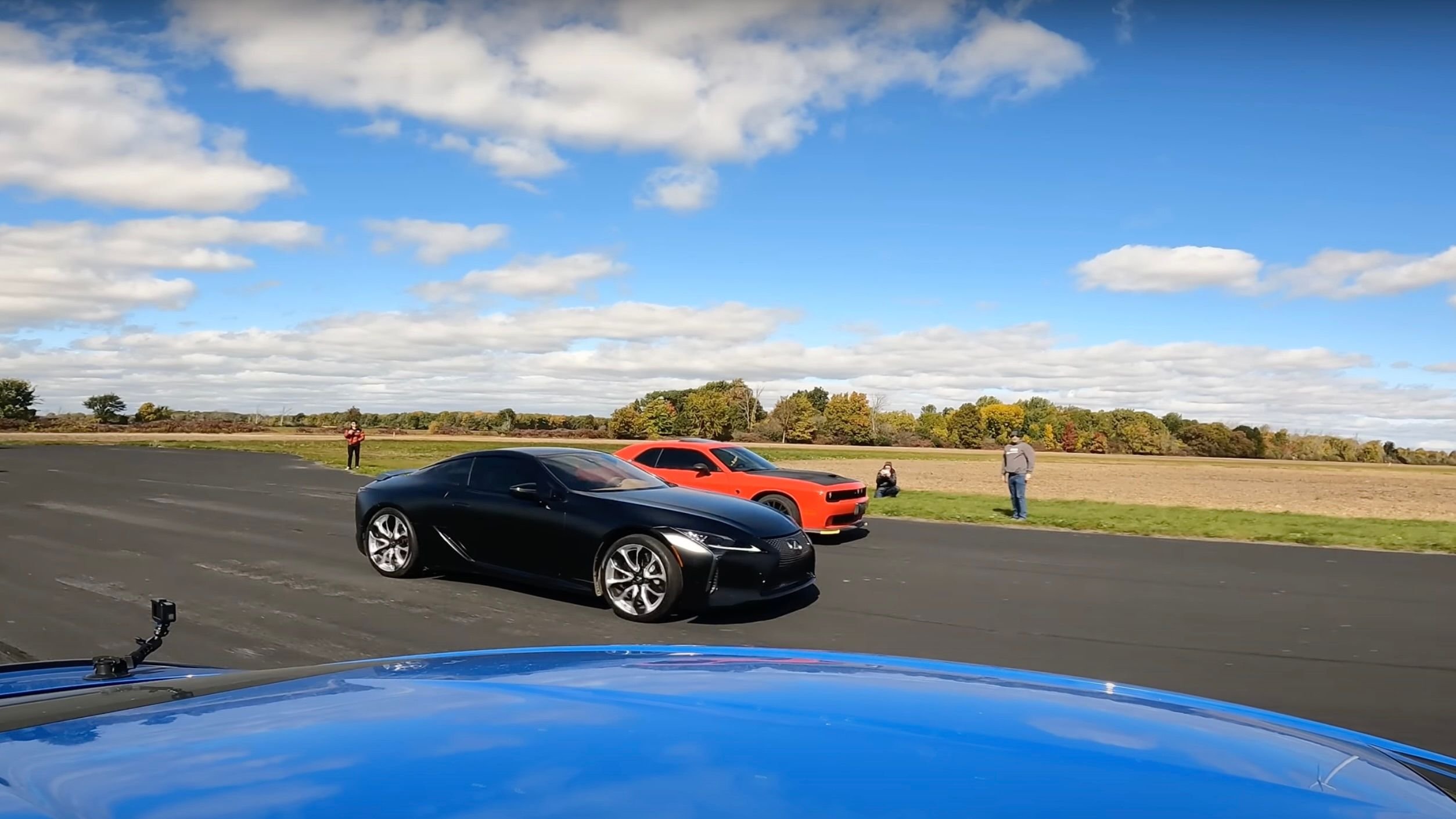 Lexus LC 500 Takes On BMW M850i, Challenger SRT Hellcat In Drag Race ...
