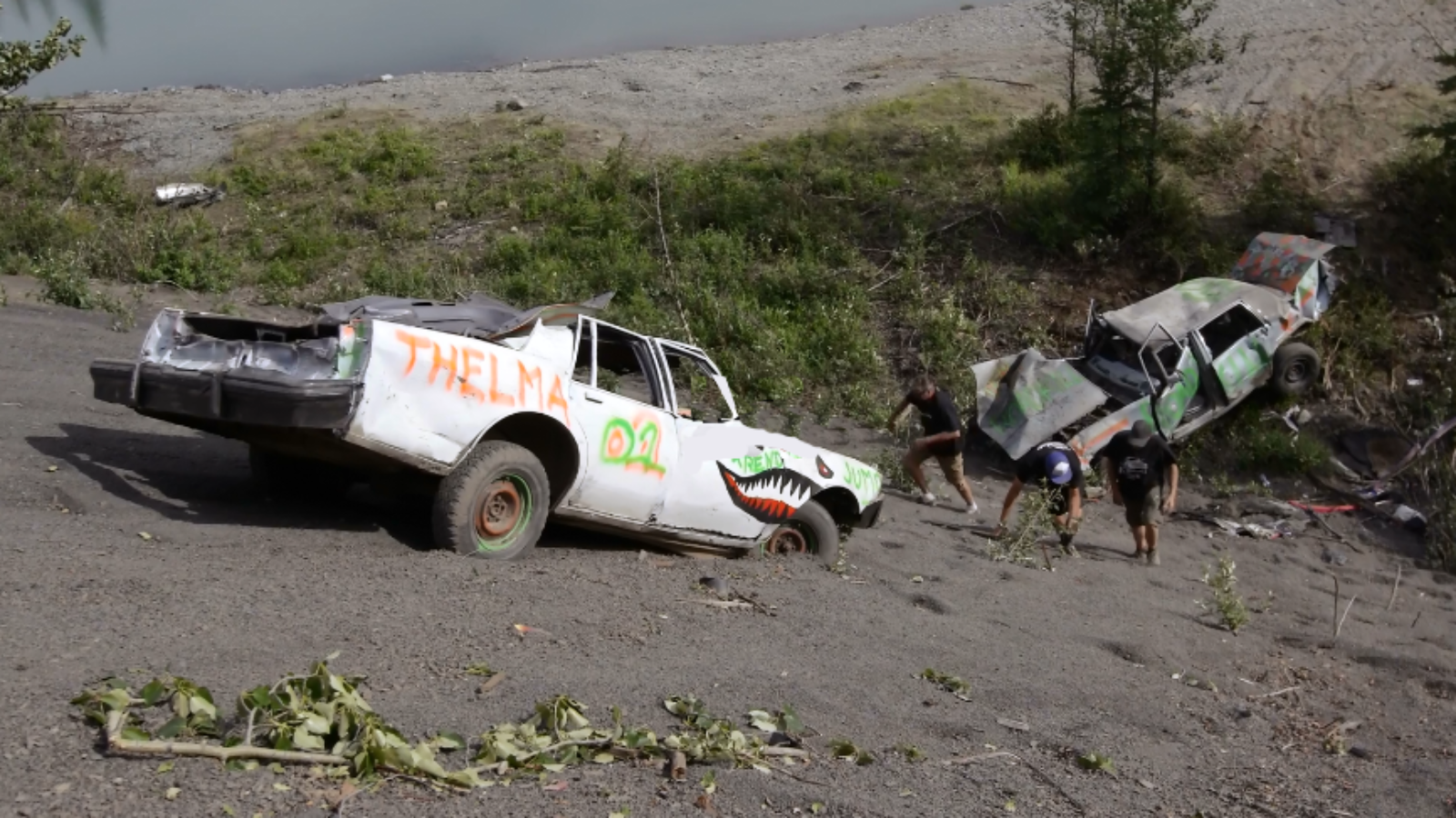 Roadkill Throws Cars Off a Cliff in the Name of Freedom | Corvetteforum