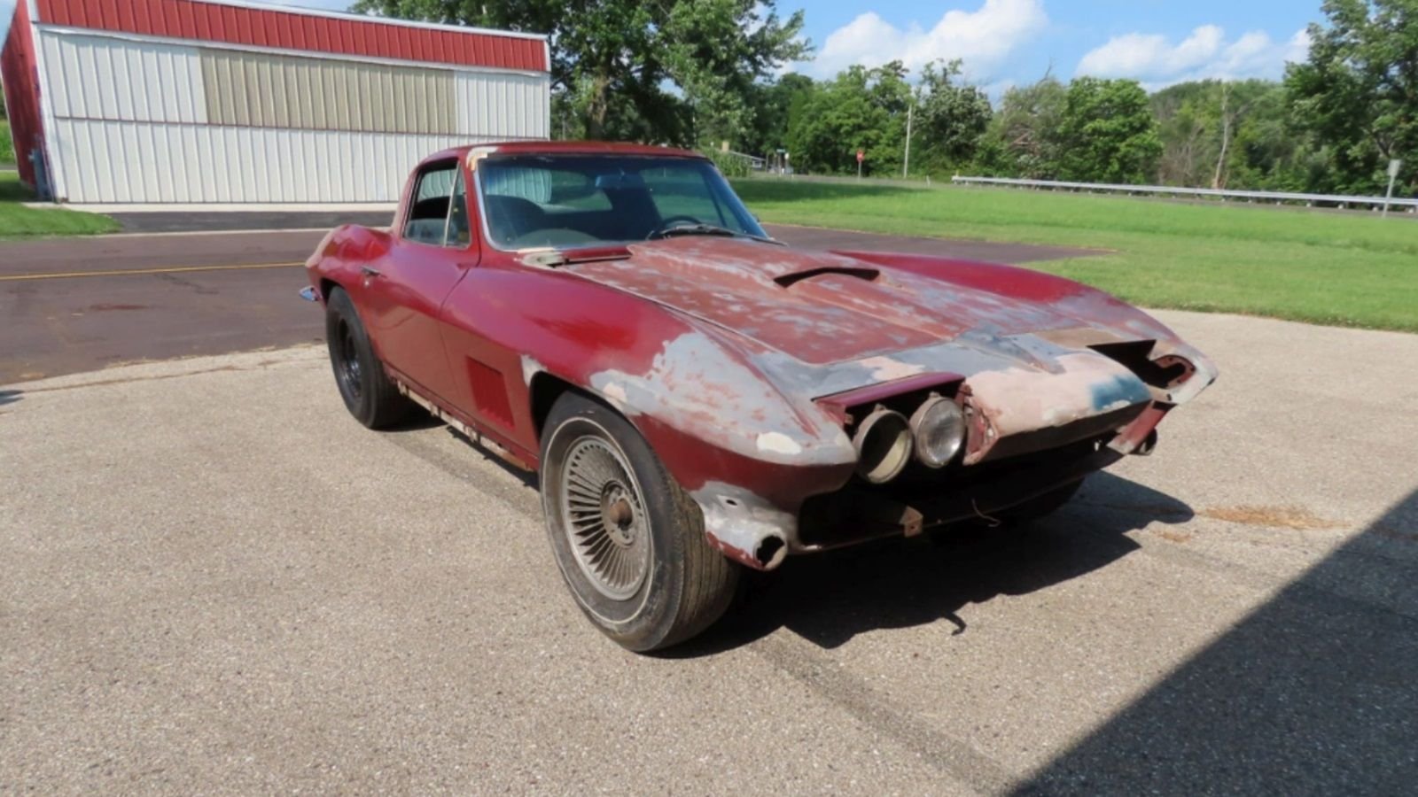 Bill Slavens 'Corvette Hoard' Was NOT a Typical Auction | Corvetteforum