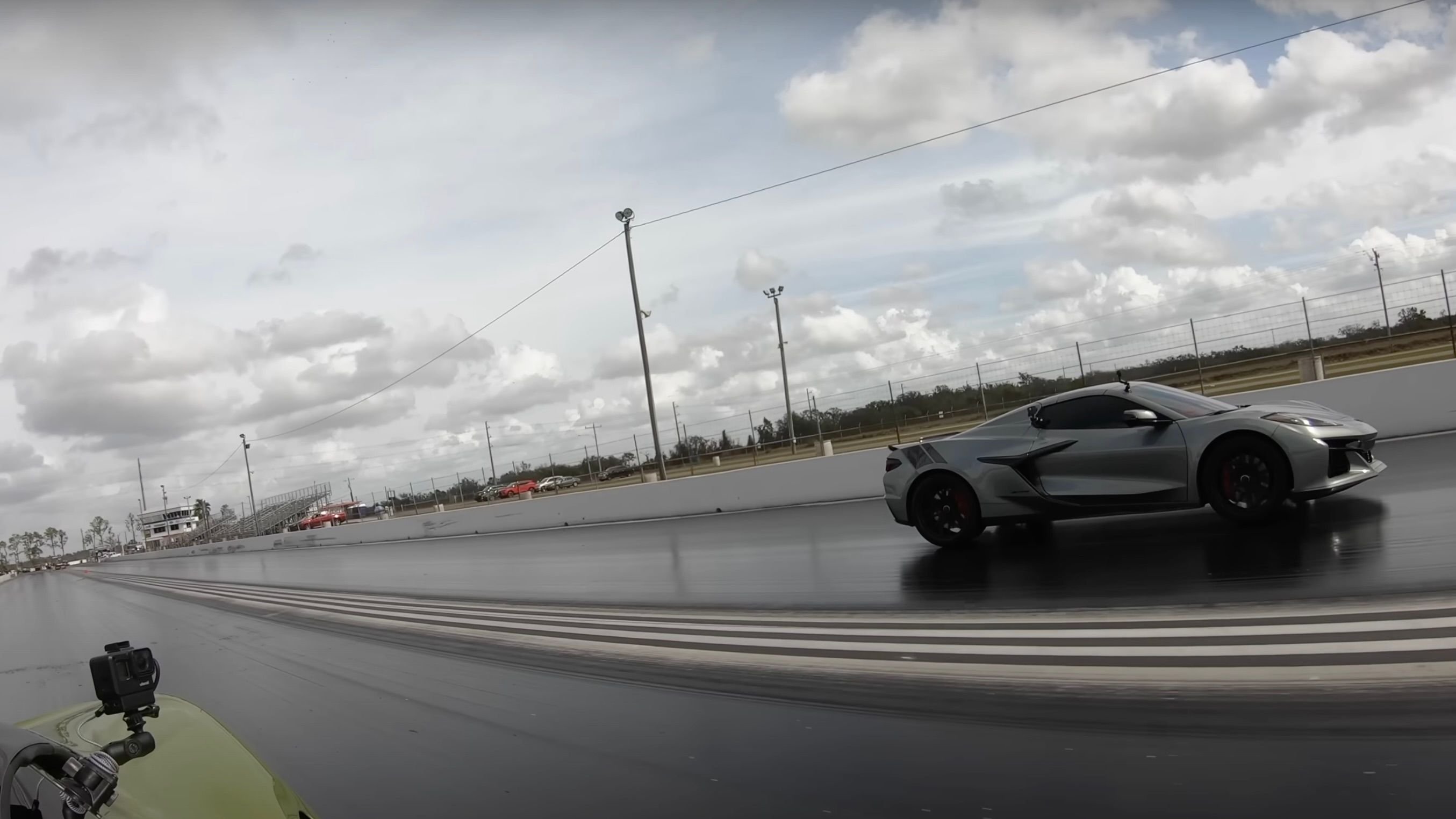 C8 Z06 Takes on McLaren Artura In Intriguing Drag Race | Corvetteforum