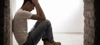 How to Make Your Own SAD Light Box | DoItYourself.com