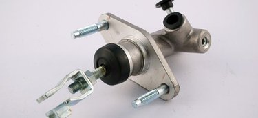 How to Repair and Replace a Clutch Master Cylinder | DoItYourself.com