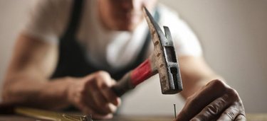 How to Use a Hammer | DoItYourself.com