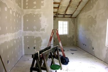 How to Install Drywall | DoItYourself.com