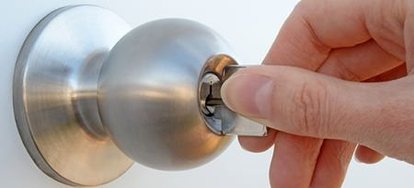 Getting a Broken Key Out of a Lock | DoItYourself.com