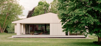 Four Examples of Wood Siding Redefining the Modern Home | DoItYourself.com