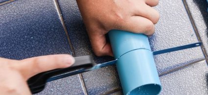 How to Make and Install a DIY Solar Pool Cover | DoItYourself.com