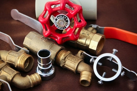 How to Install a Backflow Preventer | DoItYourself.com
