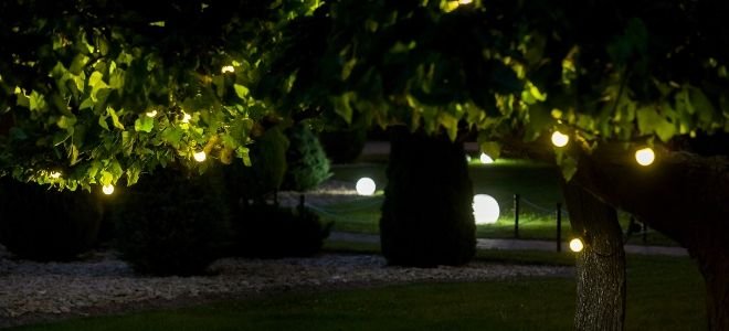 6 Landscape Lighting Tips | DoItYourself.com