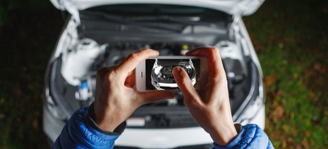 How Do You Flush Out an Auto AC System? | DoItYourself.com