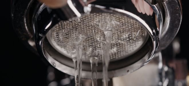 How to Clean Your Coffee Maker (And Other Small Kitchen Appliances ...