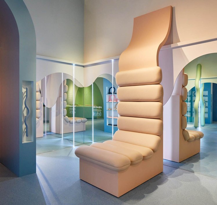 Looking Ahead: These Retail Stores are Futuristic and Fashionable ...