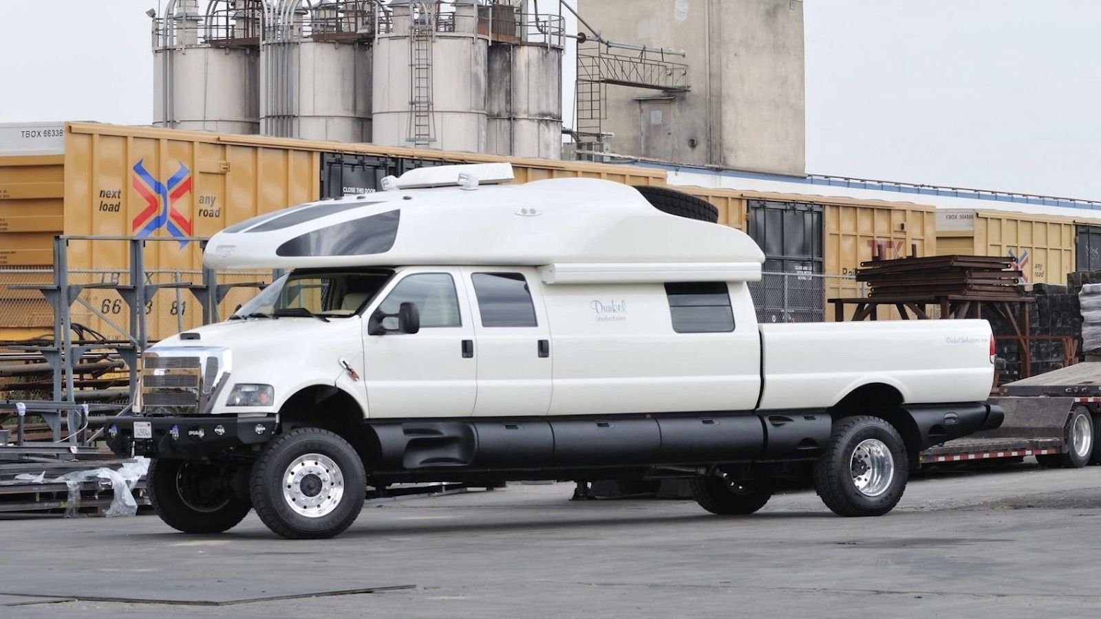 Ford F-750 Motorhome Is a $6 Million Dollar Behemoth | Ford-trucks