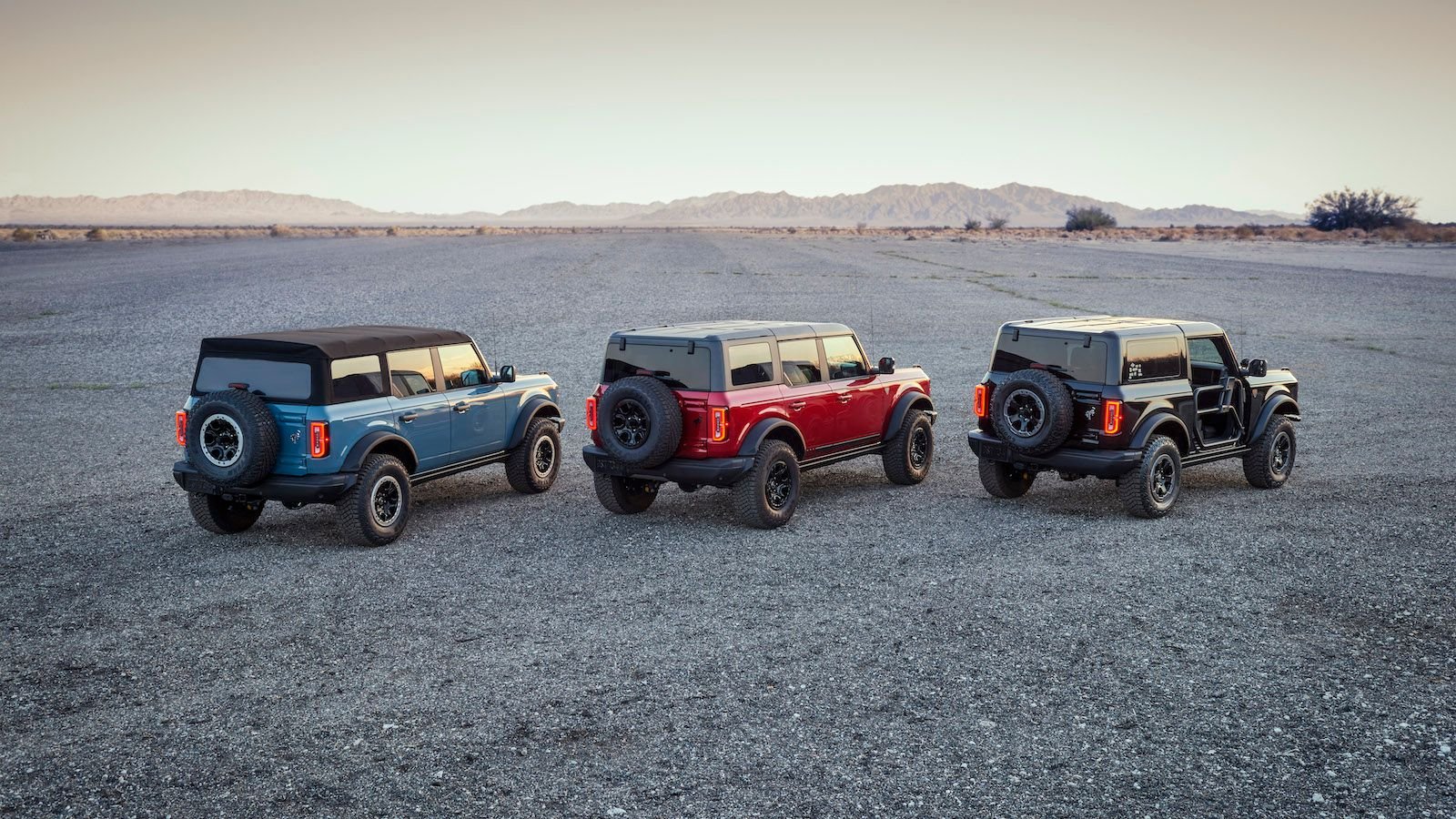 2024 Ford Bronco Buyer's Guide (All 9 Models Explained) | Ford-trucks