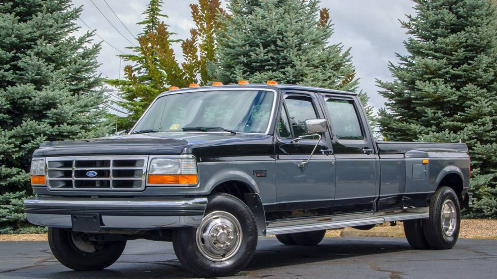 Amazing Low-Mile '93 Ford F-350 Is a Real-Time Capsule | Ford-trucks