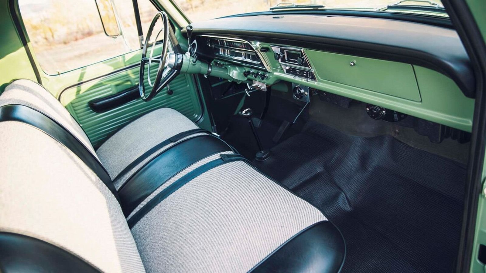 Show-Ready Highboy Build Took Decades | Ford-trucks