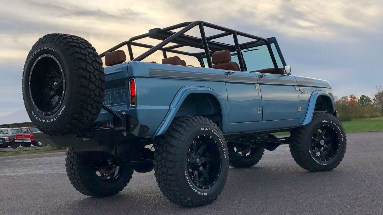 Classic Bronco Gets a Modern Update for SEMA | Ford-trucks