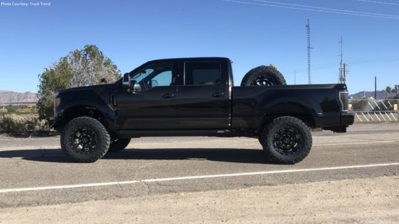 Daily Slideshow: 2017 Ford F-250 Is the Anti-SEMA Build | Ford-trucks