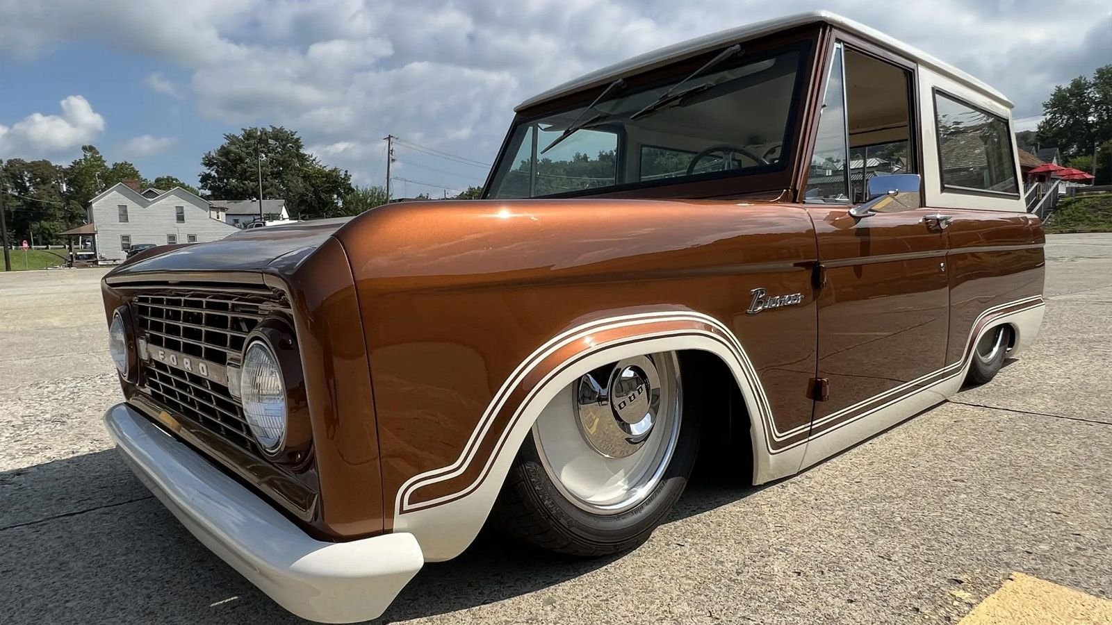 Curious Curb Appeal for Vertically Challenged Bronco | Ford-trucks