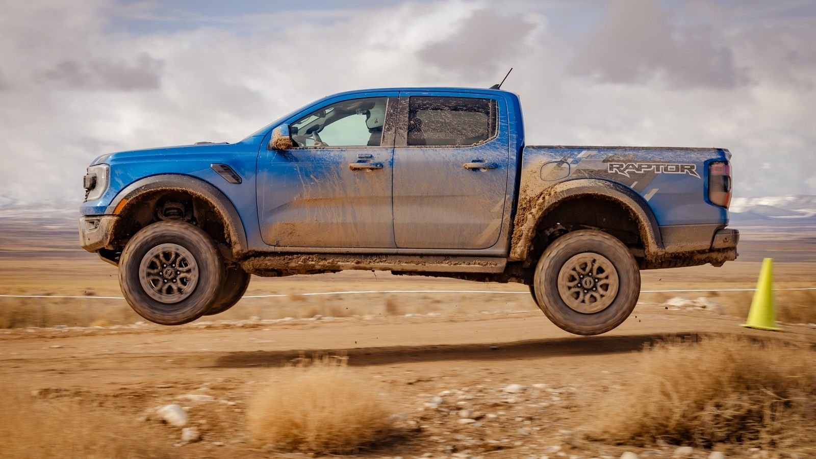 2024 Ford Ranger Raptor: 6 Pros and Cons to Consider | Ford-trucks