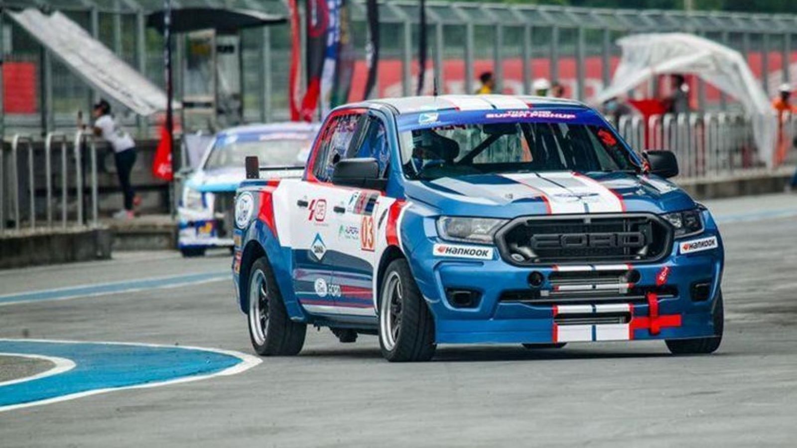 Ford Thailand Turns Ranger Into Track-Dominating Hauler | Ford-trucks