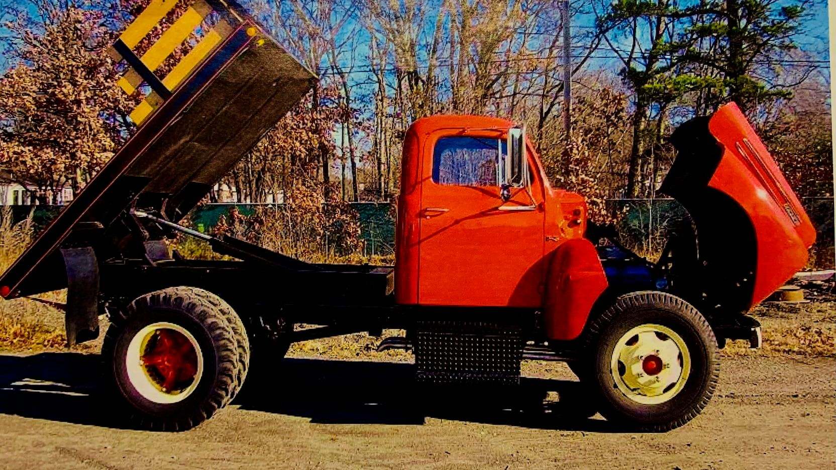 Charming 1949 F5 Is the Perfect Parade Star | Ford-trucks