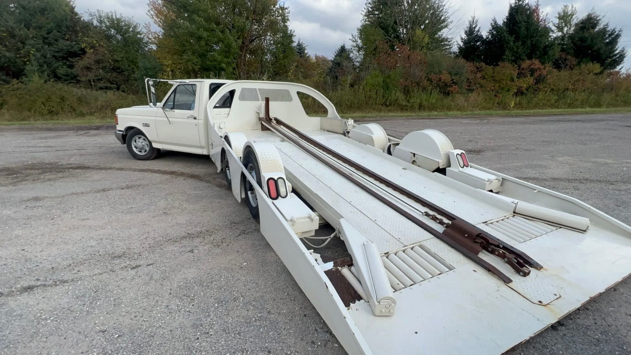 Articulating Ford Ramp Truck Is a Cool Homebuilt Project | Ford-trucks