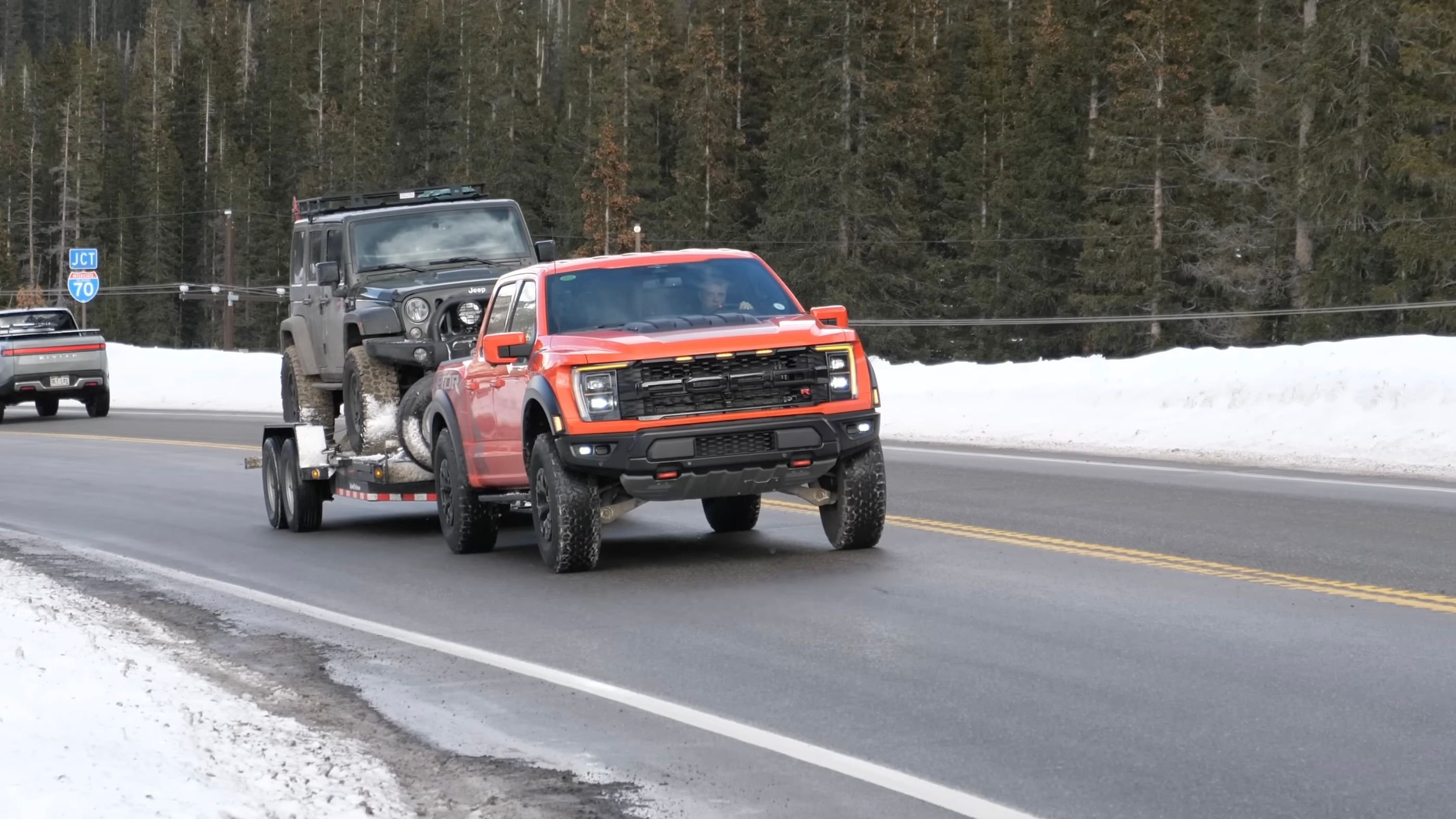 Can the Ford F-150 Raptor R Tow? | Ford-trucks