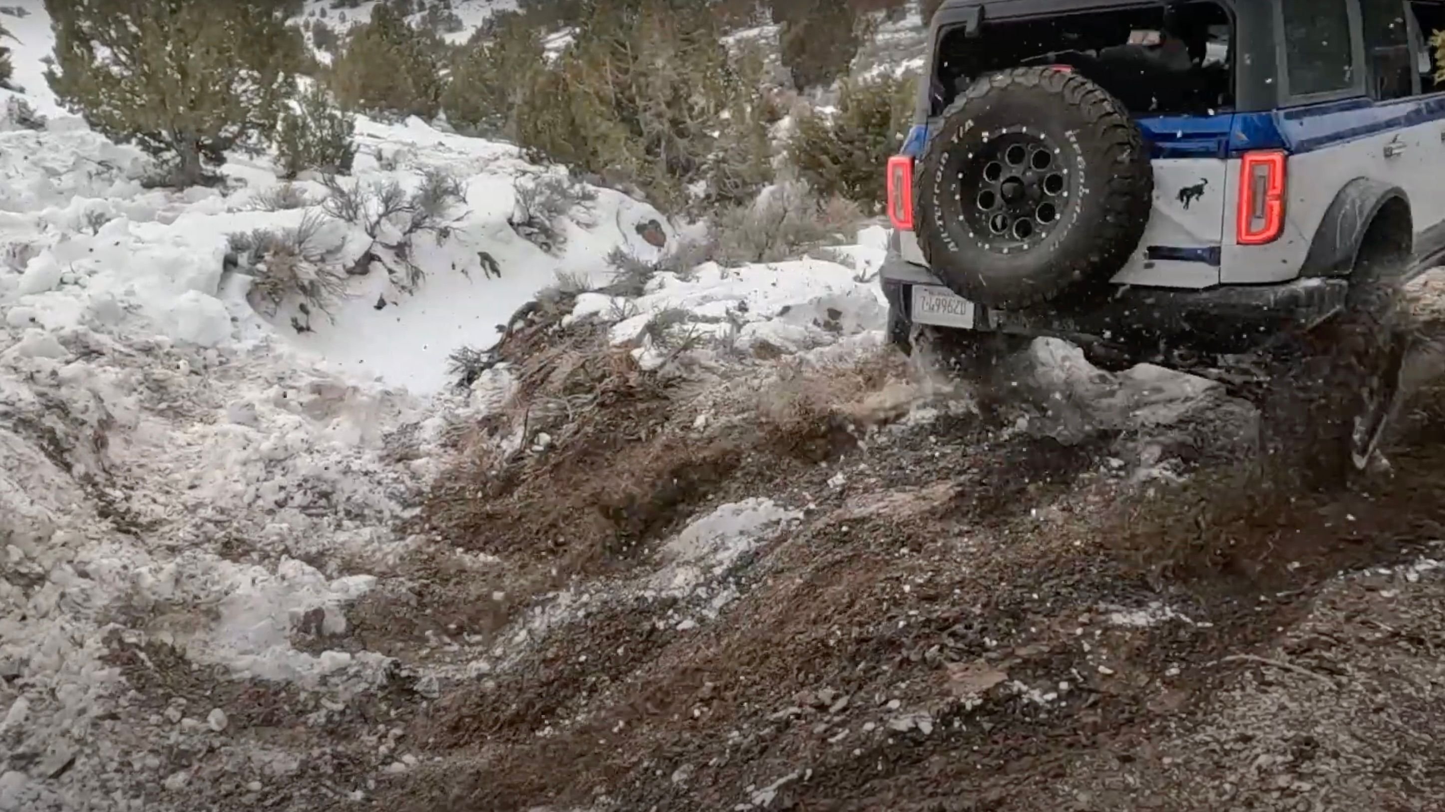 Bronco Driver Decides To Send It With Disastrous Results | Ford-trucks