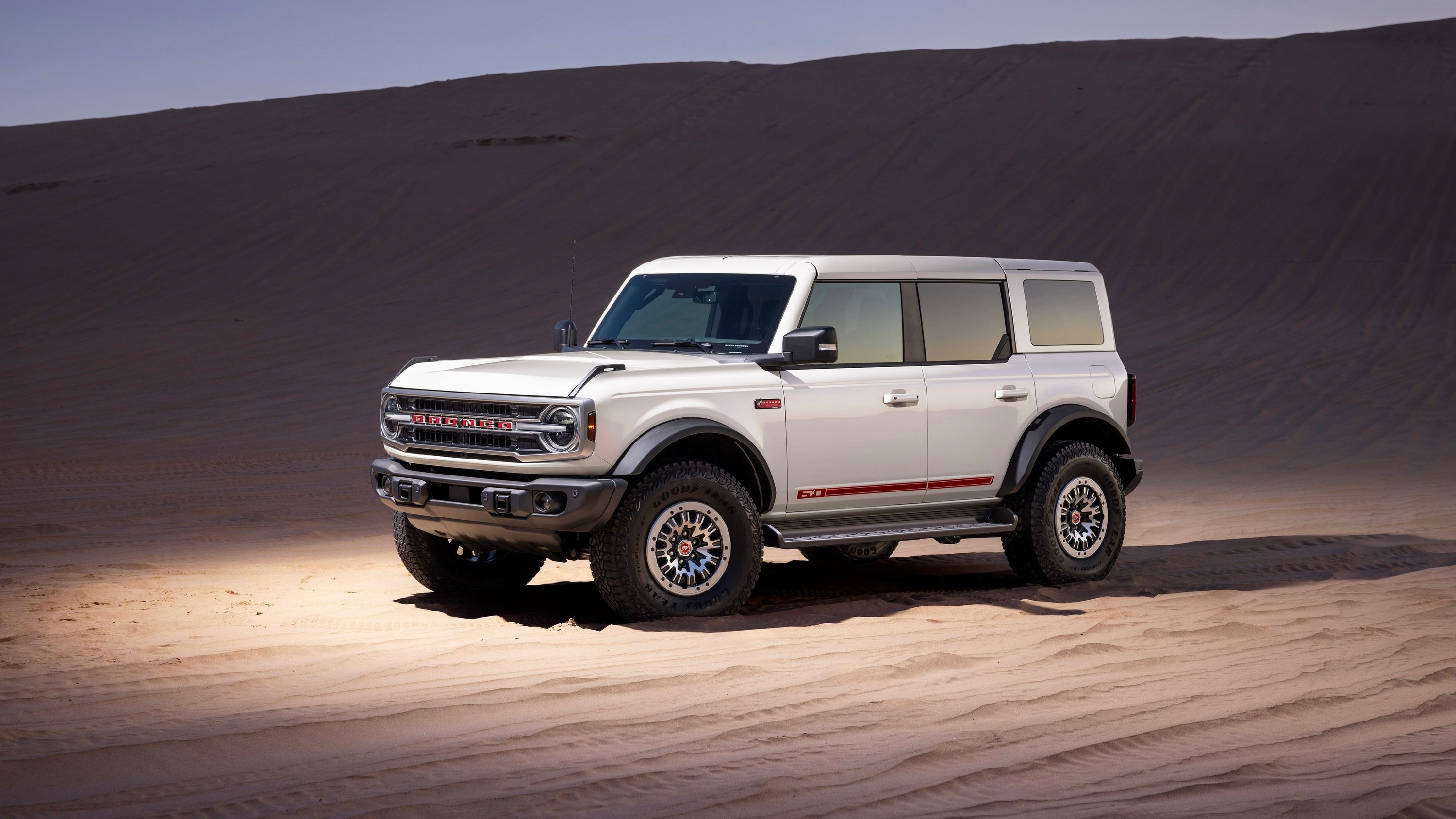 2026 Ford Bronco Buyer's Guide (All 7 Models Explained) | Ford-trucks