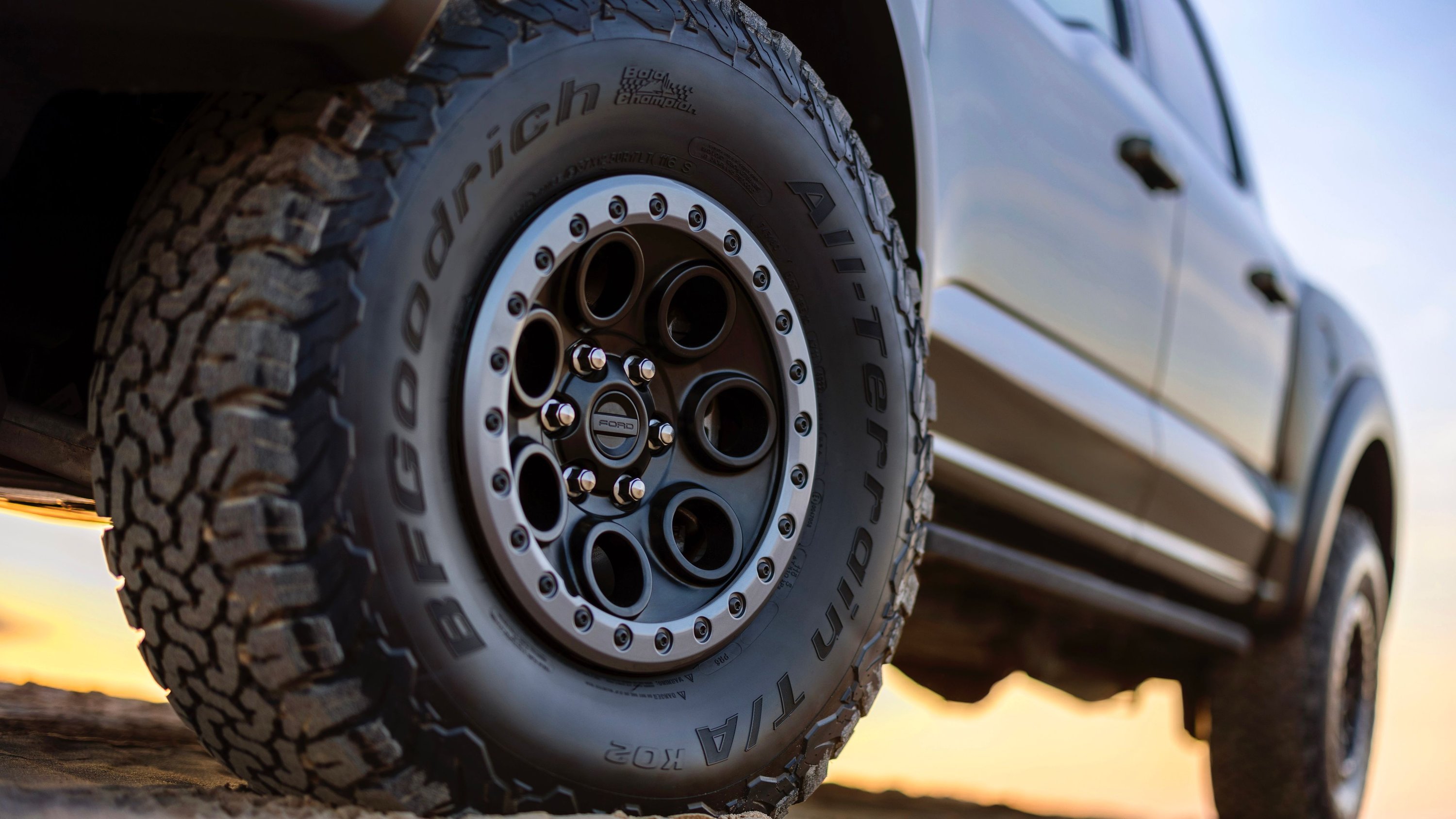 Refreshed Ford F-150 Raptor vs All-New Ram 1500 RHO: Comparison | Ford ...