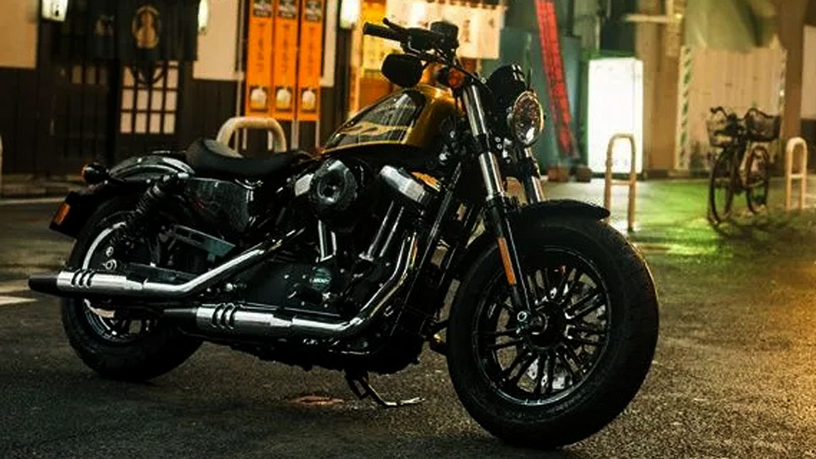 Harley-Davidson's Dark Custom Lineup was an Edgy Styling Exercise ...