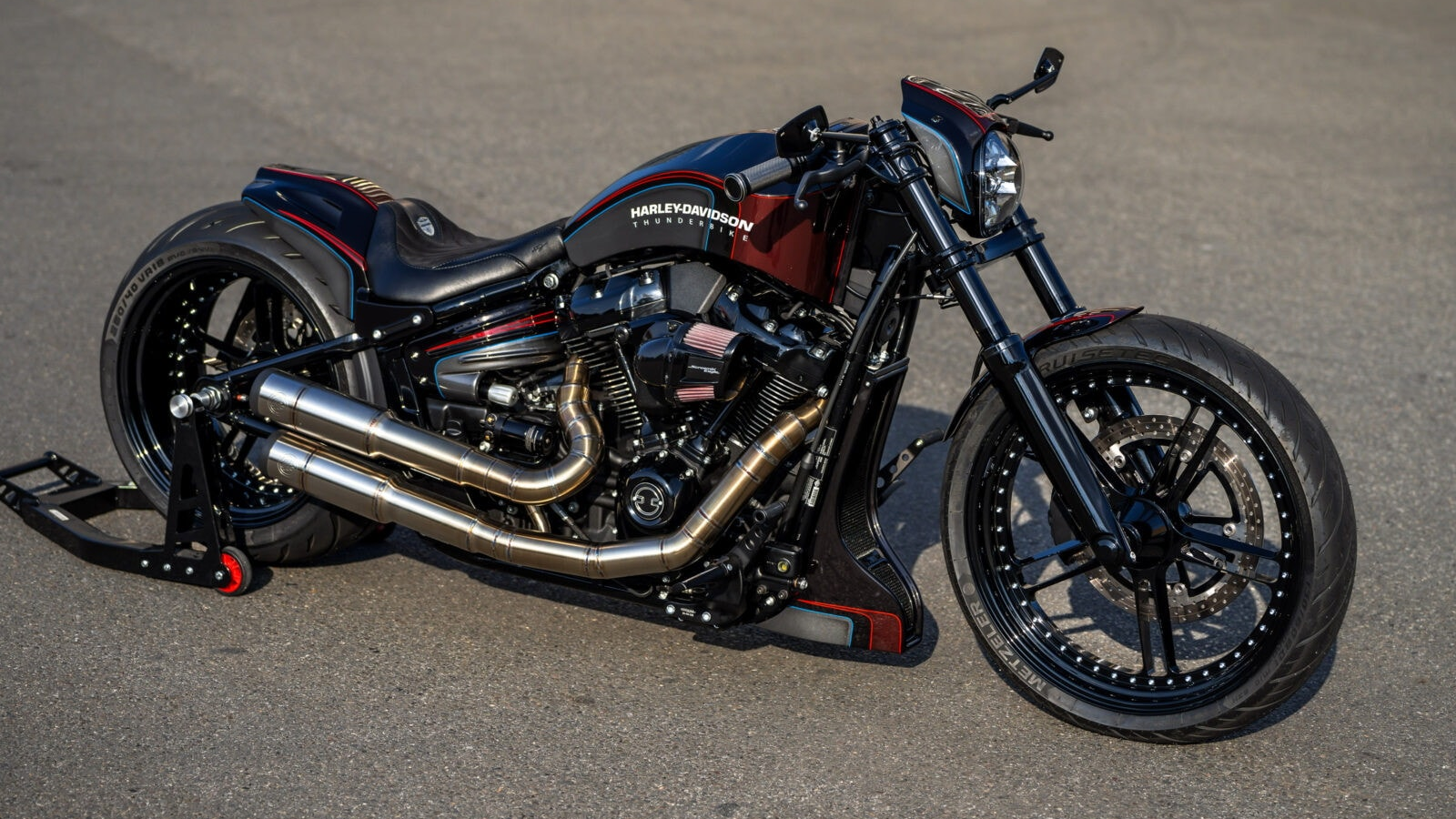 Thunderbike Builds Brutally Stylish Custom Harley-Davidson Breakout ...