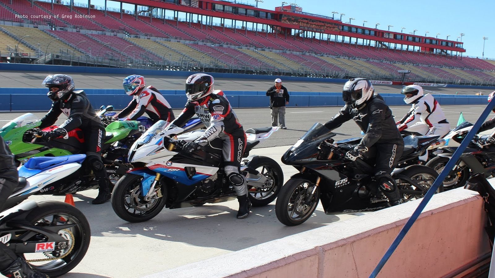 Daily Slideshow: Sportbike Racing: No Experience Necessary? | Hdforums