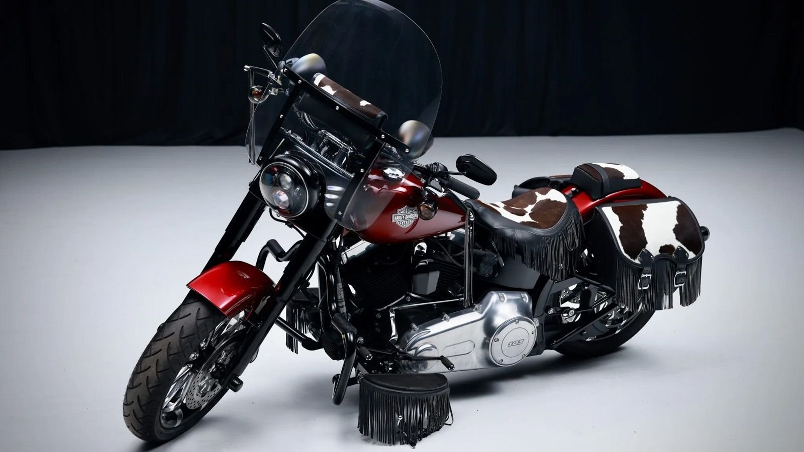 Softail Slim Hoofs it as Moo Glide Throwback | Hdforums