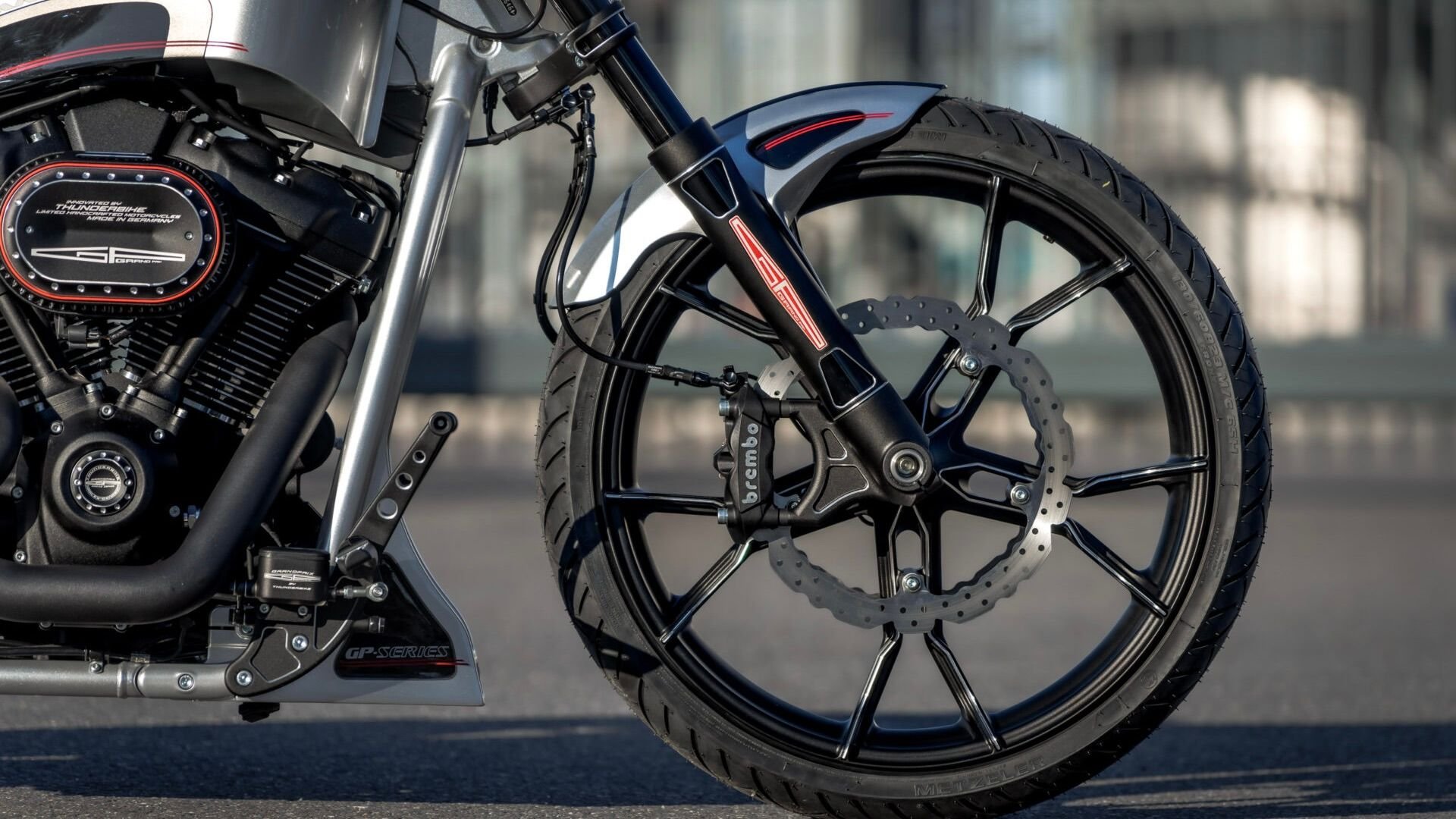 Thunderbike’s GP-Monza Is a Stunning High Dollar Breakout Build | Hdforums