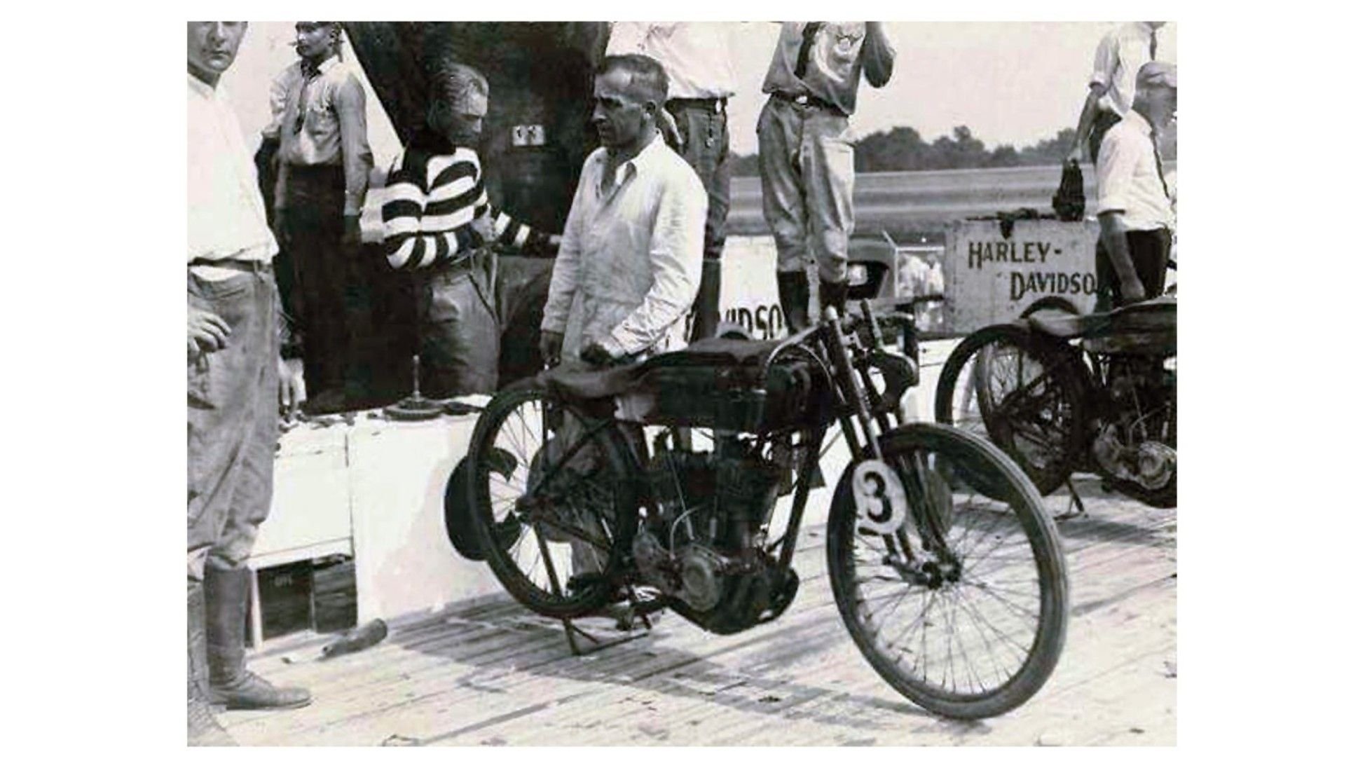 Throwback Thursday: The Man Who Kept Harleys Rolling | Hdforums