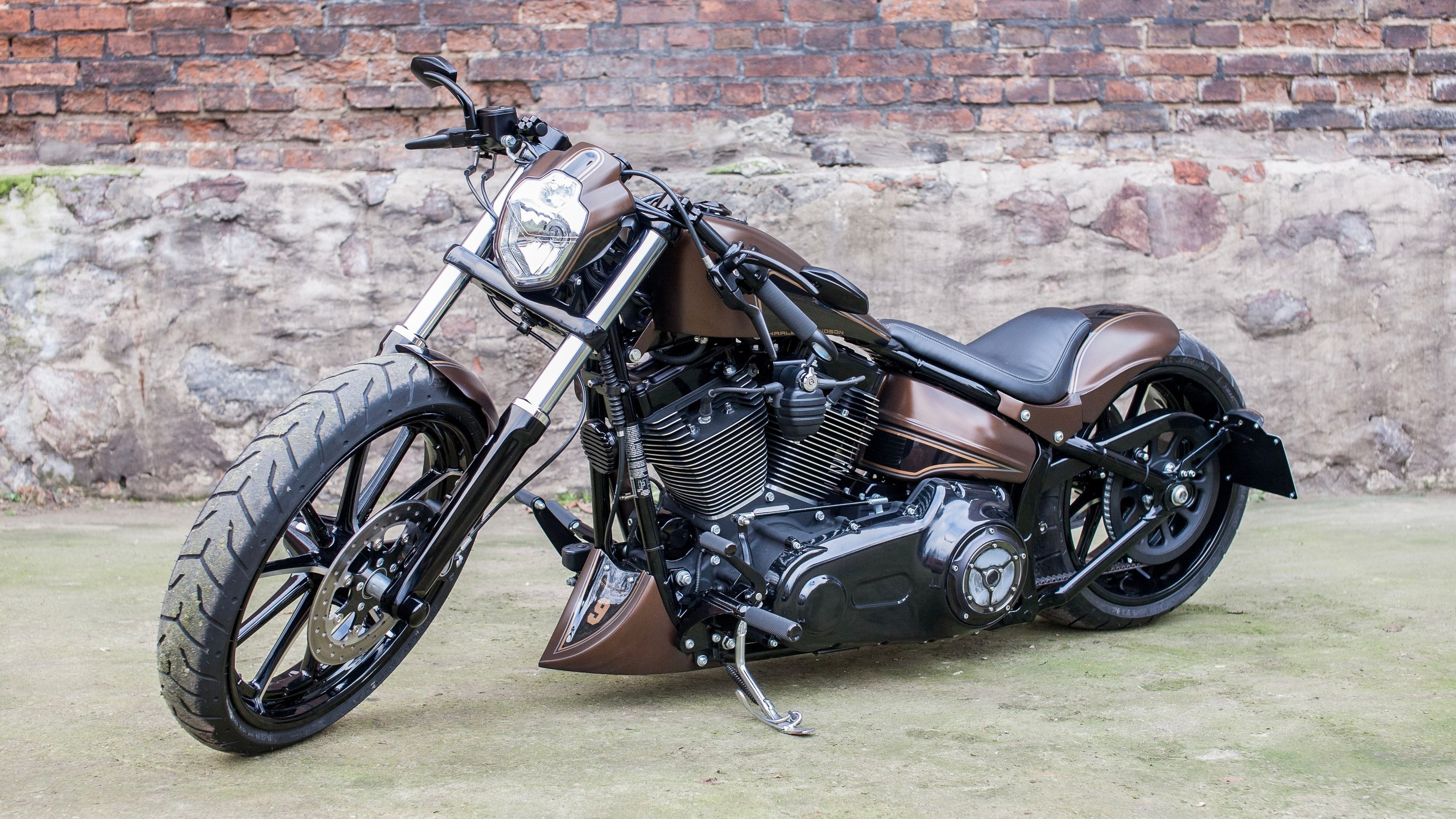 Custom Harley Breakout Sits Low, Looks Amazing | Hdforums