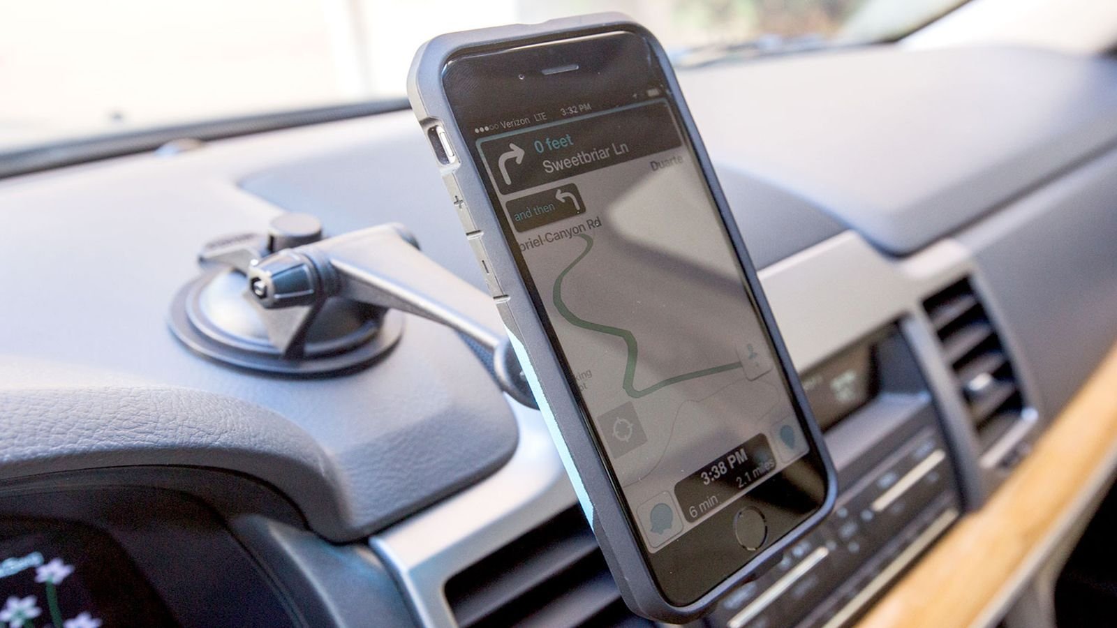 5 Best iPhone Mounts | Honda-tech