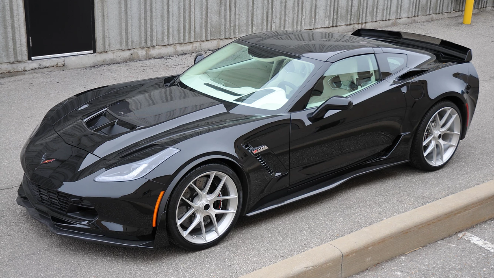 Caravaggio Gives Z06 C7 Big Time Luxury and Power Upgrades | Ls1tech