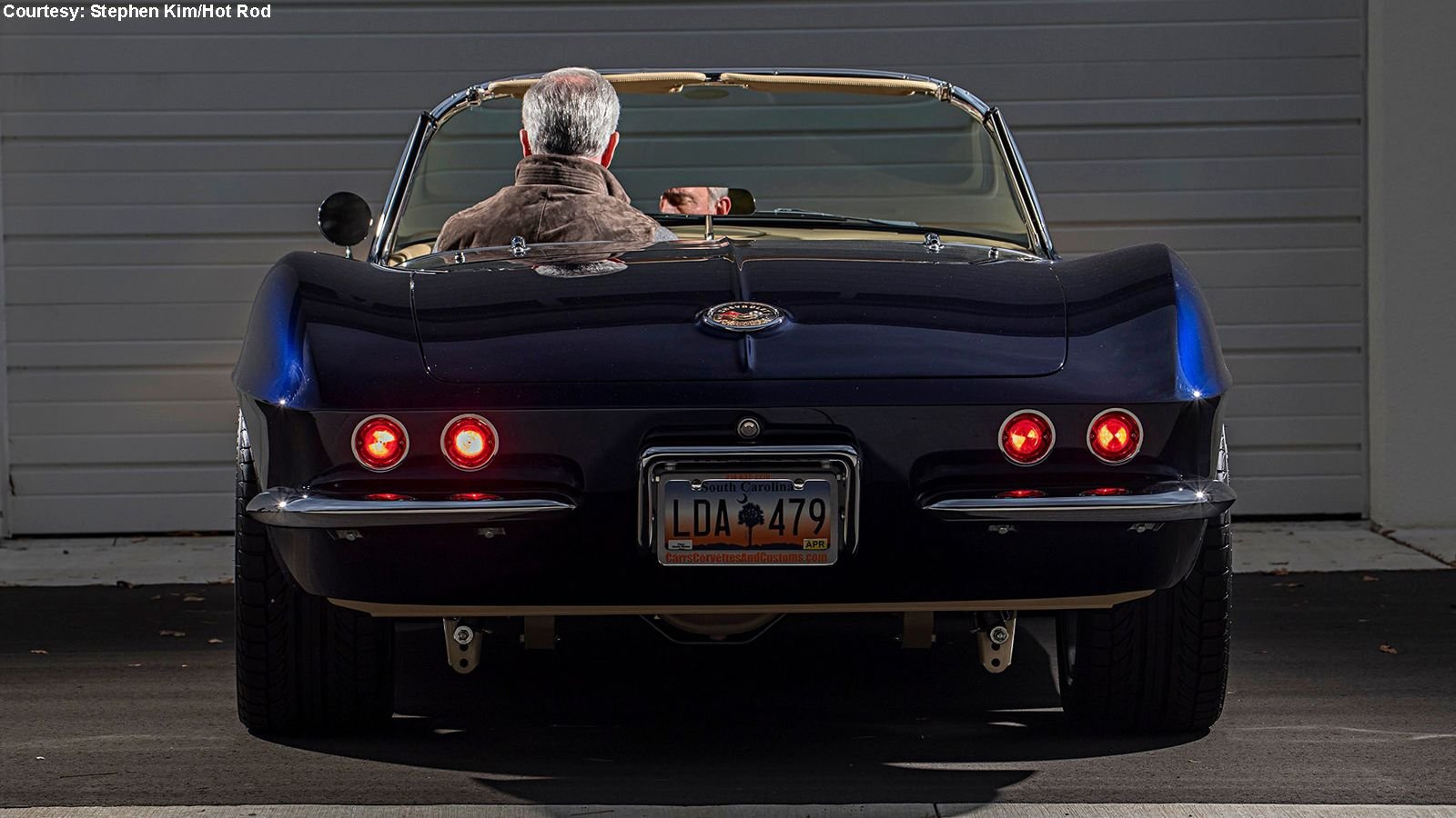 Slideshow: Carr’s Corvettes Updated '62 Corvette Respects the Original ...