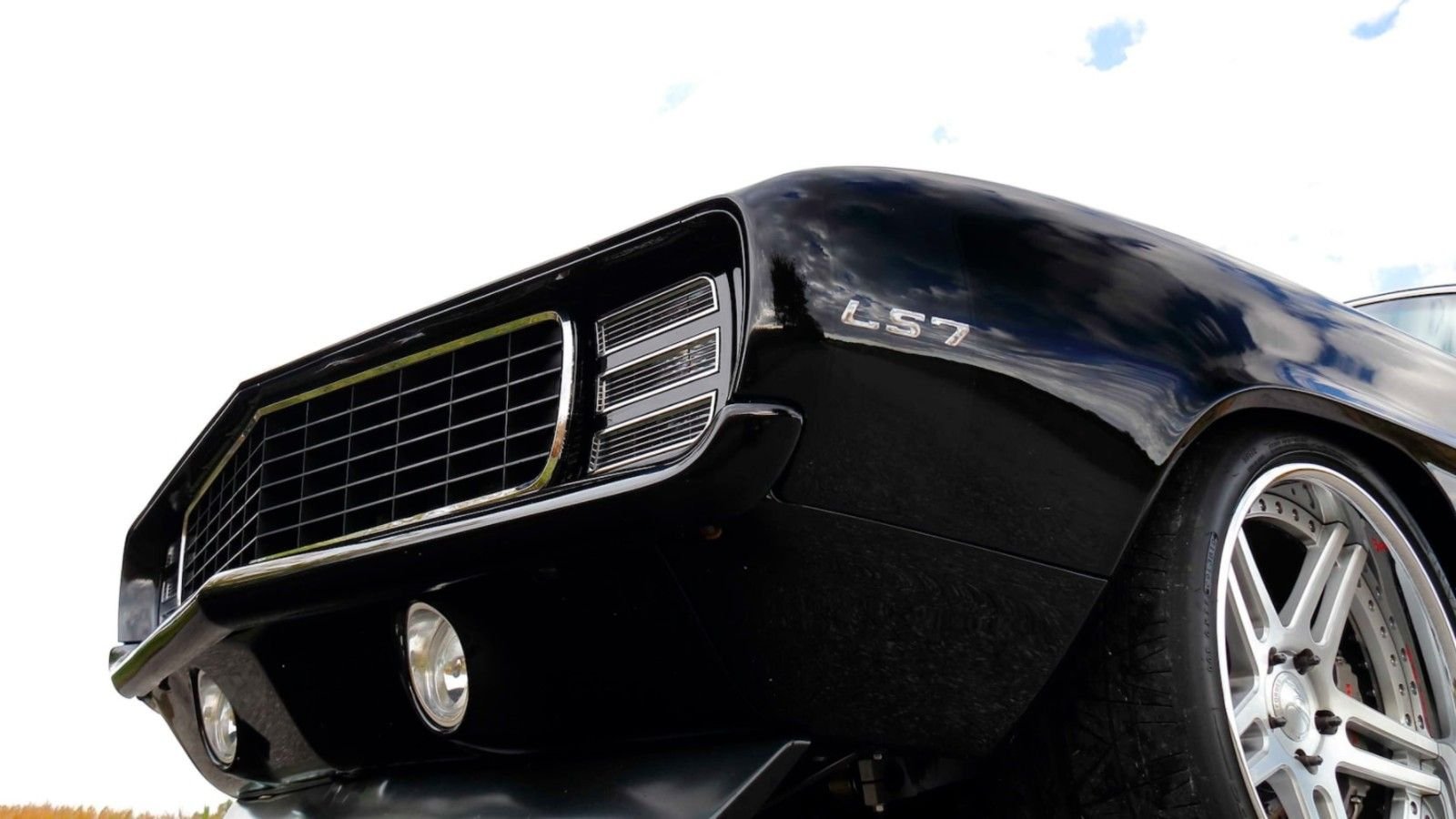 The List of Extras on This LS7 Powered Camaro is Practically Endless ...