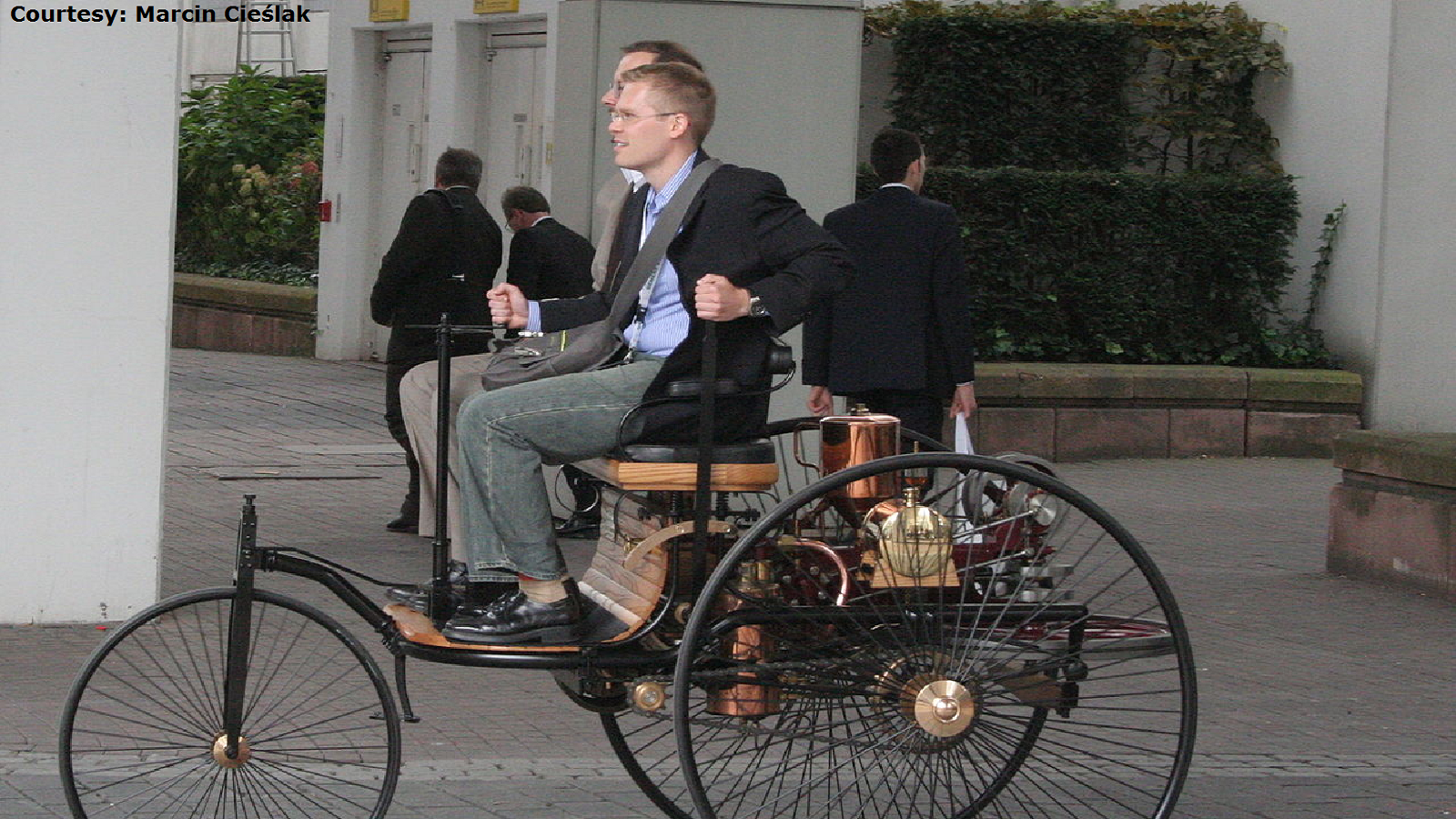Slideshow: The Benz Patent-Motorcar of 1886 | Mbworld