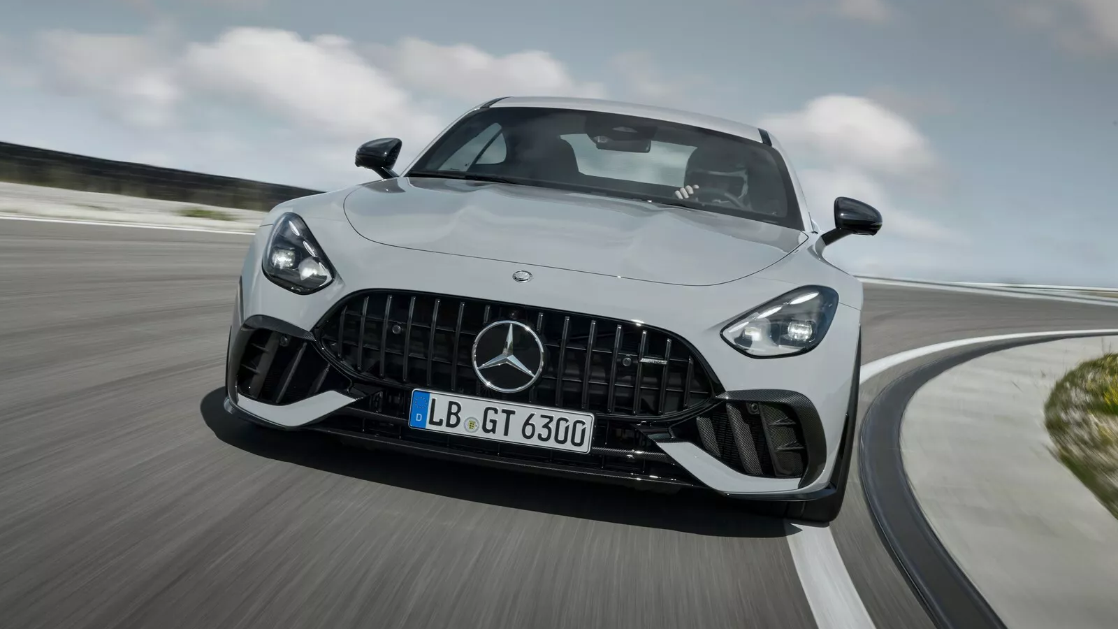 New Mercedes-AMG GT 63 Pro 4Matic+ Coming In Hot With 603HP V8, Active ...